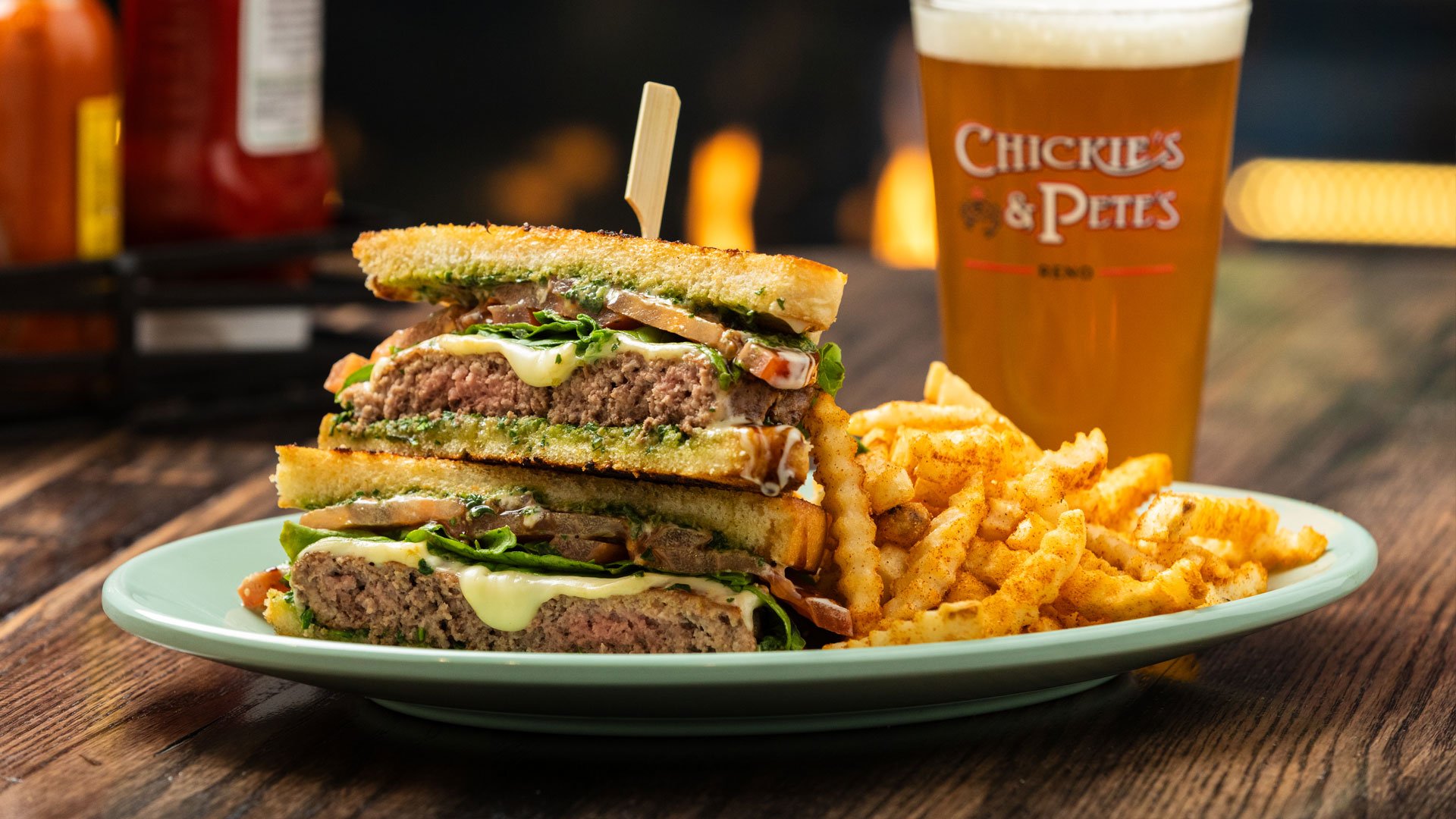 Chickie's & Pete's Crab House and Sports Bar | Sports Bar Reno