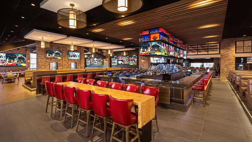 Chickie's & Pete's Crab House and Sports Bar | Sports Bar Reno
