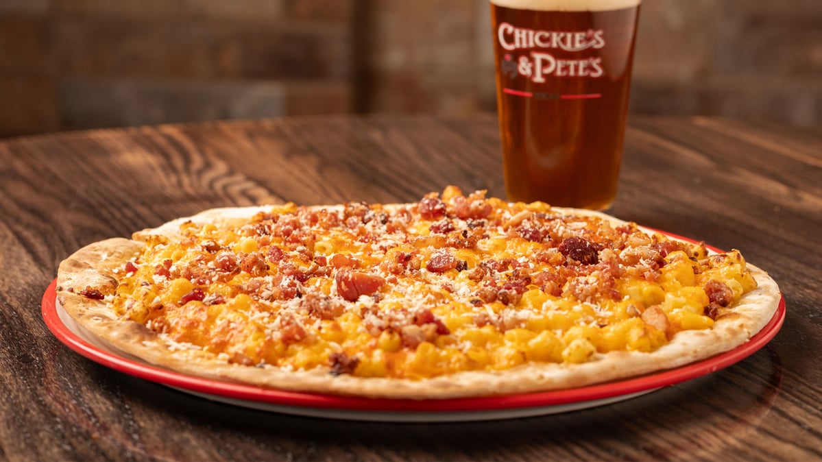 Chickie's & Pete's Crab House and Sports Bar | Sports Bar Reno