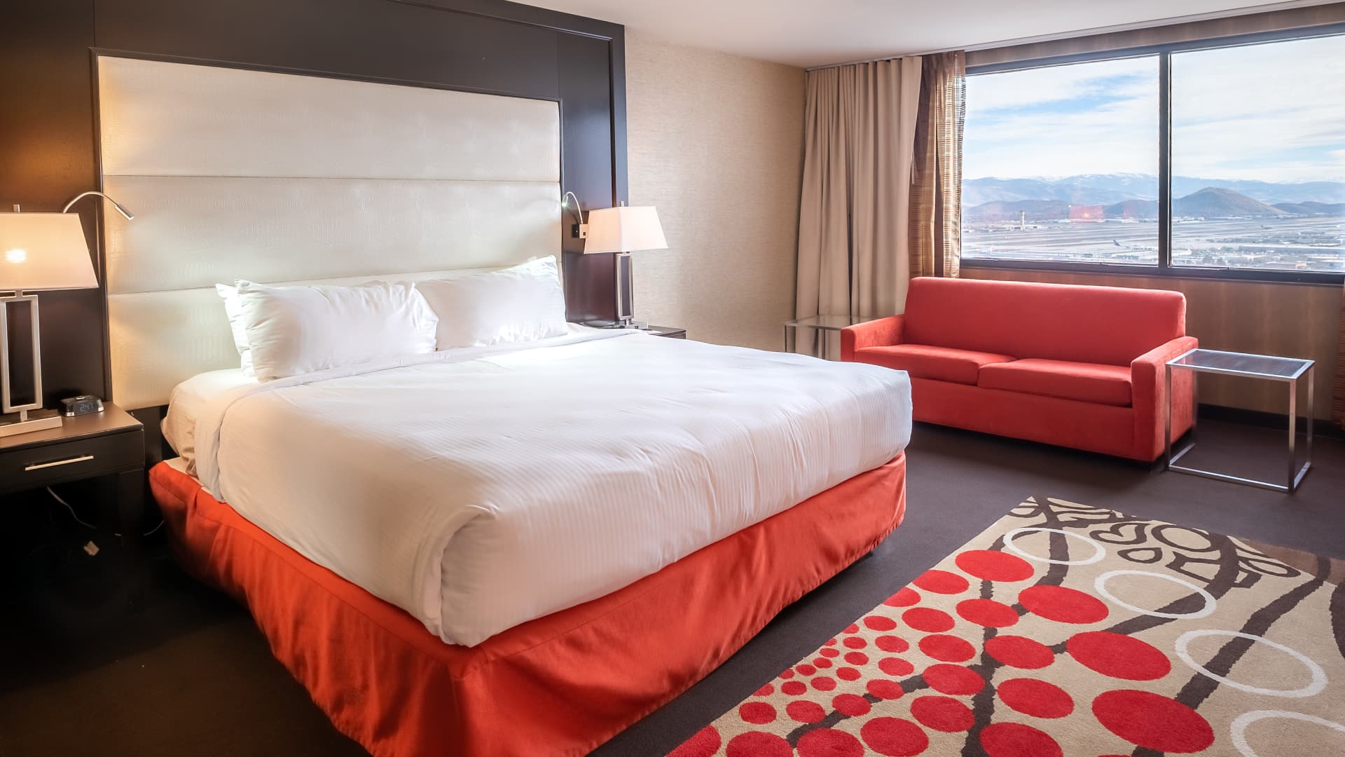 Summit King Room | Grand Sierra Resort | Hotel in Reno, NV