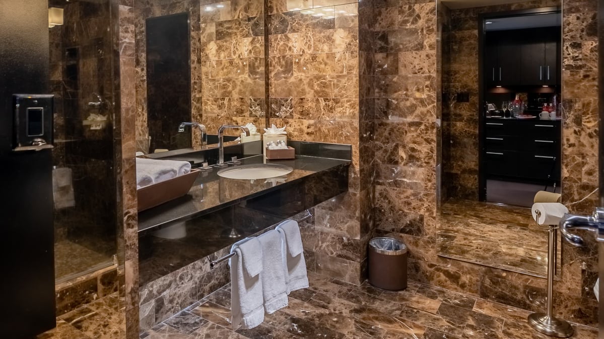 Summit King Room | Grand Sierra Resort | Hotel in Reno, NV